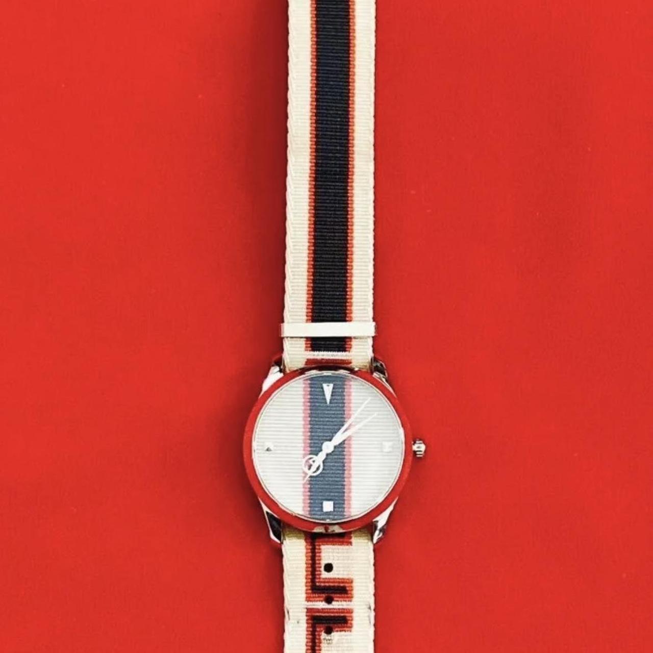 GUCCI G Timeless 126.4/YA1264071 Quartz Men's Watch... - Depop