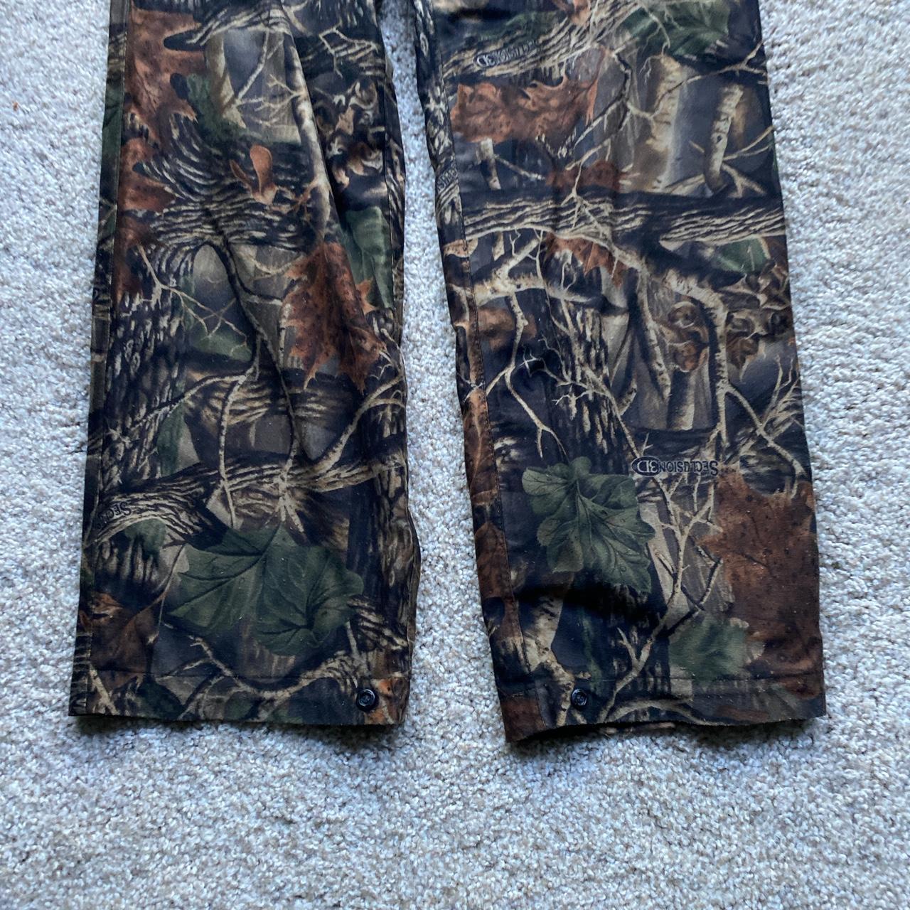 Real tree camo pants Youth XL, fit a men's... - Depop