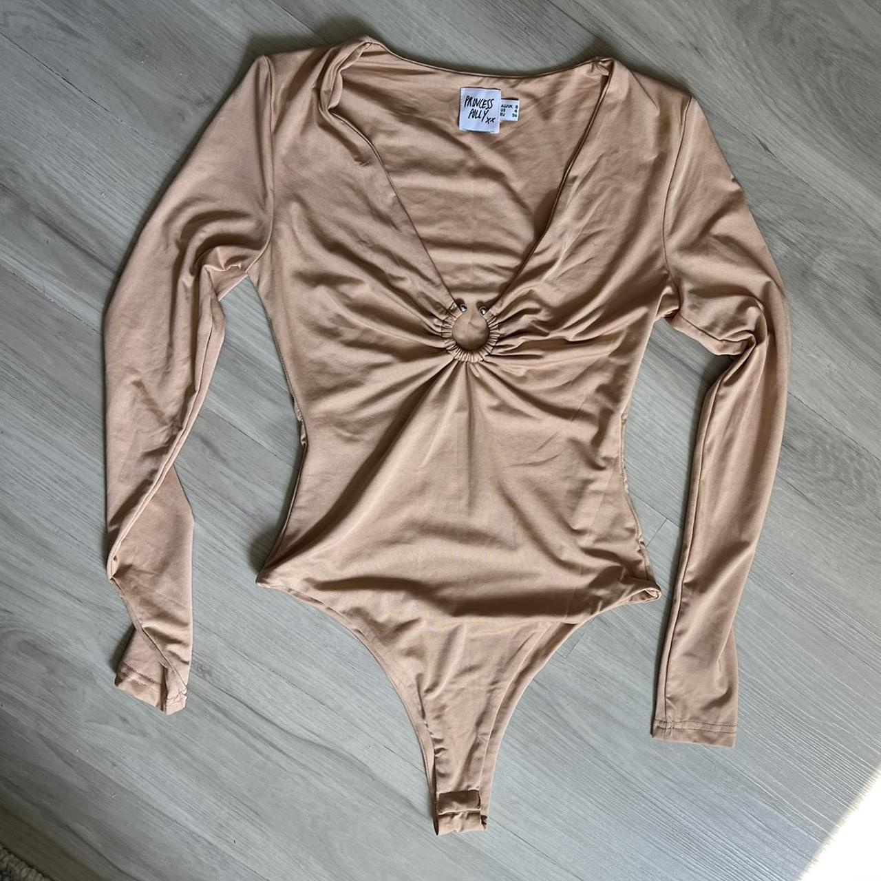 Princess Polly long sleeve bodysuit🤍 V neck with O... - Depop