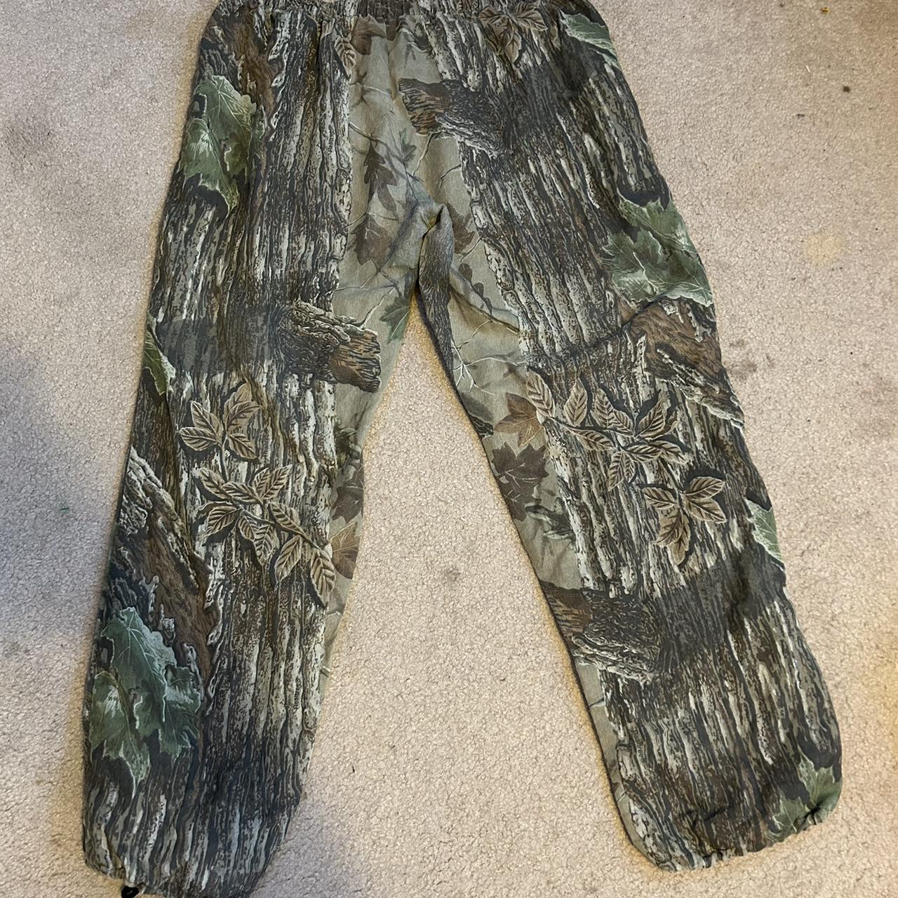 Vintage realtree camo pants Size 40 Thin flowy... - Depop
