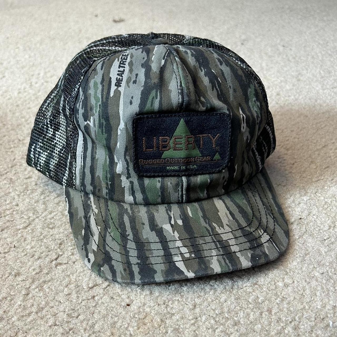Vintage 90s Camo Realtree Trucker hat Made in... - Depop