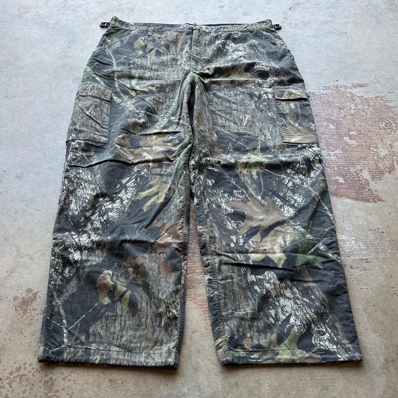 Y2K baggy Realtree camo cargo pants INSANE camo... - Depop