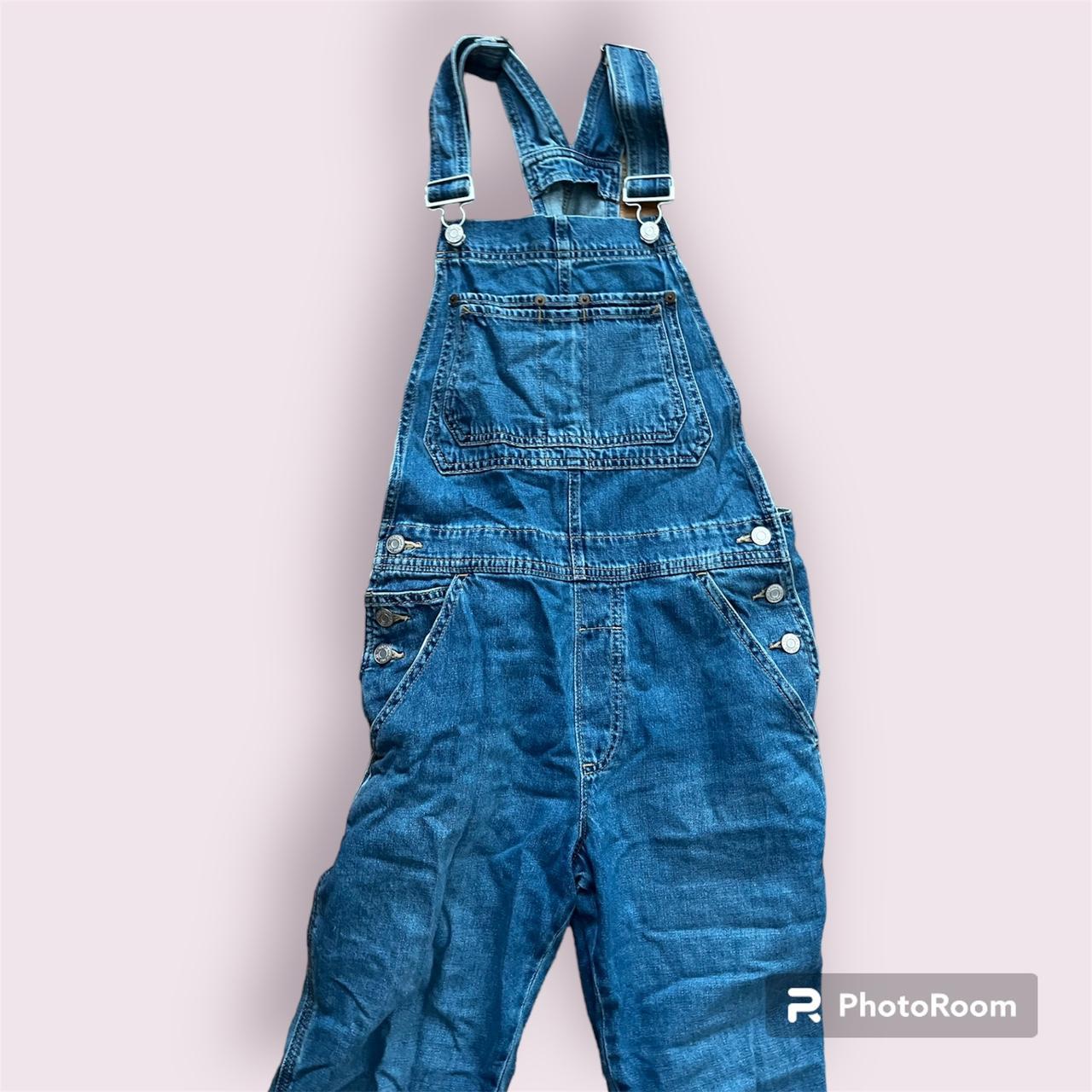 Gap size small overall / wrinkly but great... - Depop
