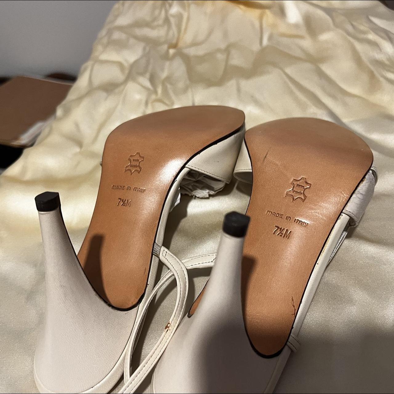 Women's Cream Courts | Depop