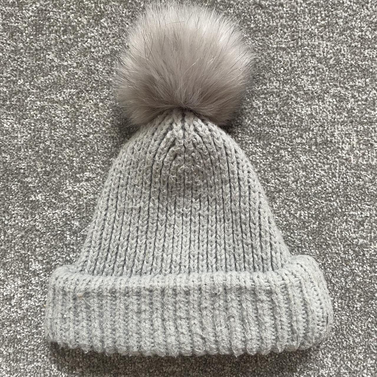 Cute Grey Wooly Bobble Hat Good condition with some... - Depop