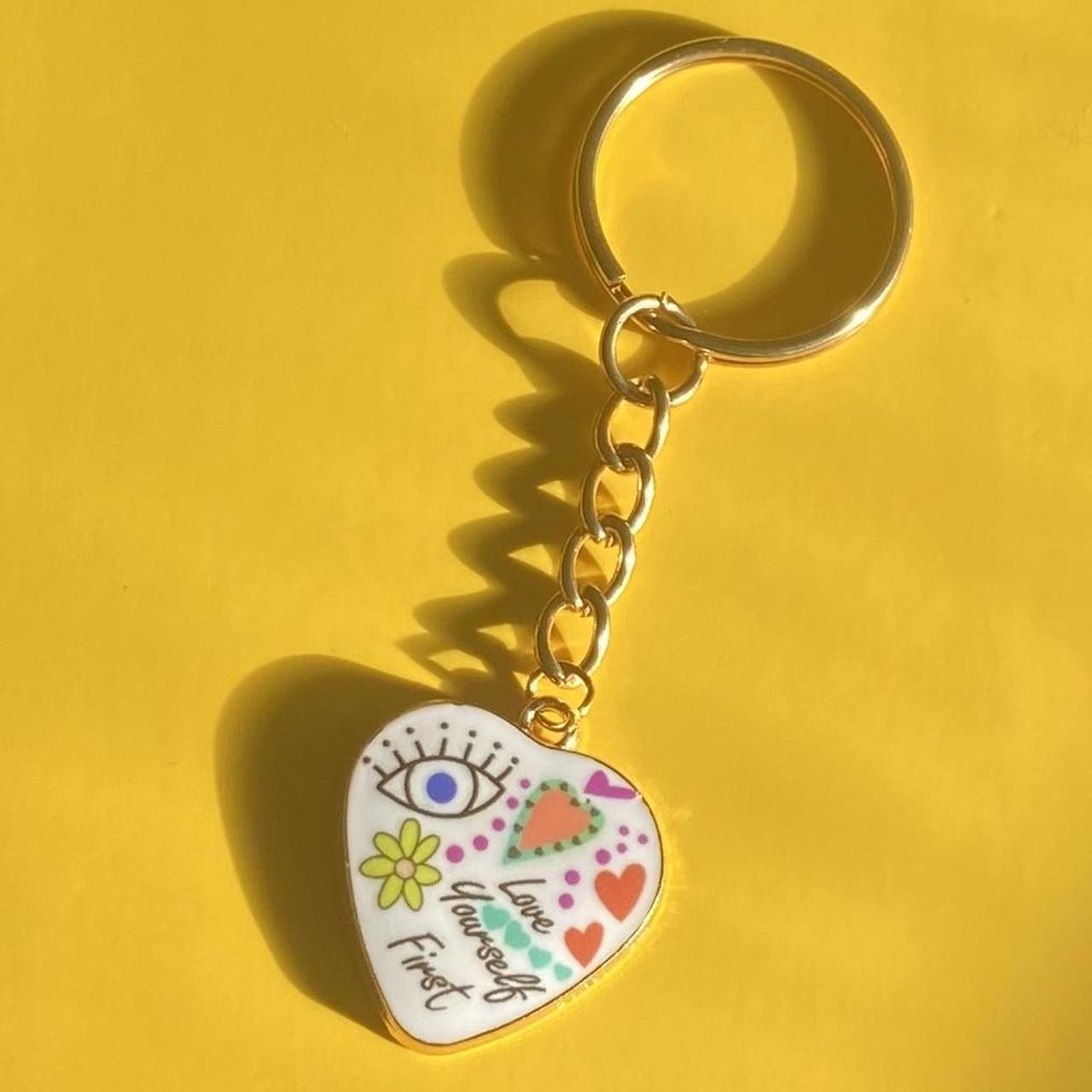 Gold plated funky heart keyring / keychain... - Depop