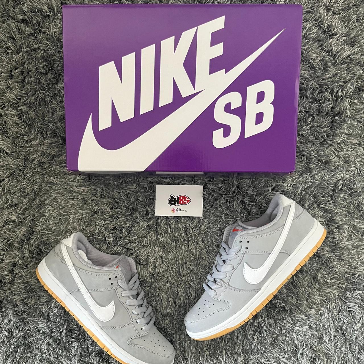 Nike Men's Grey Trainers | Depop