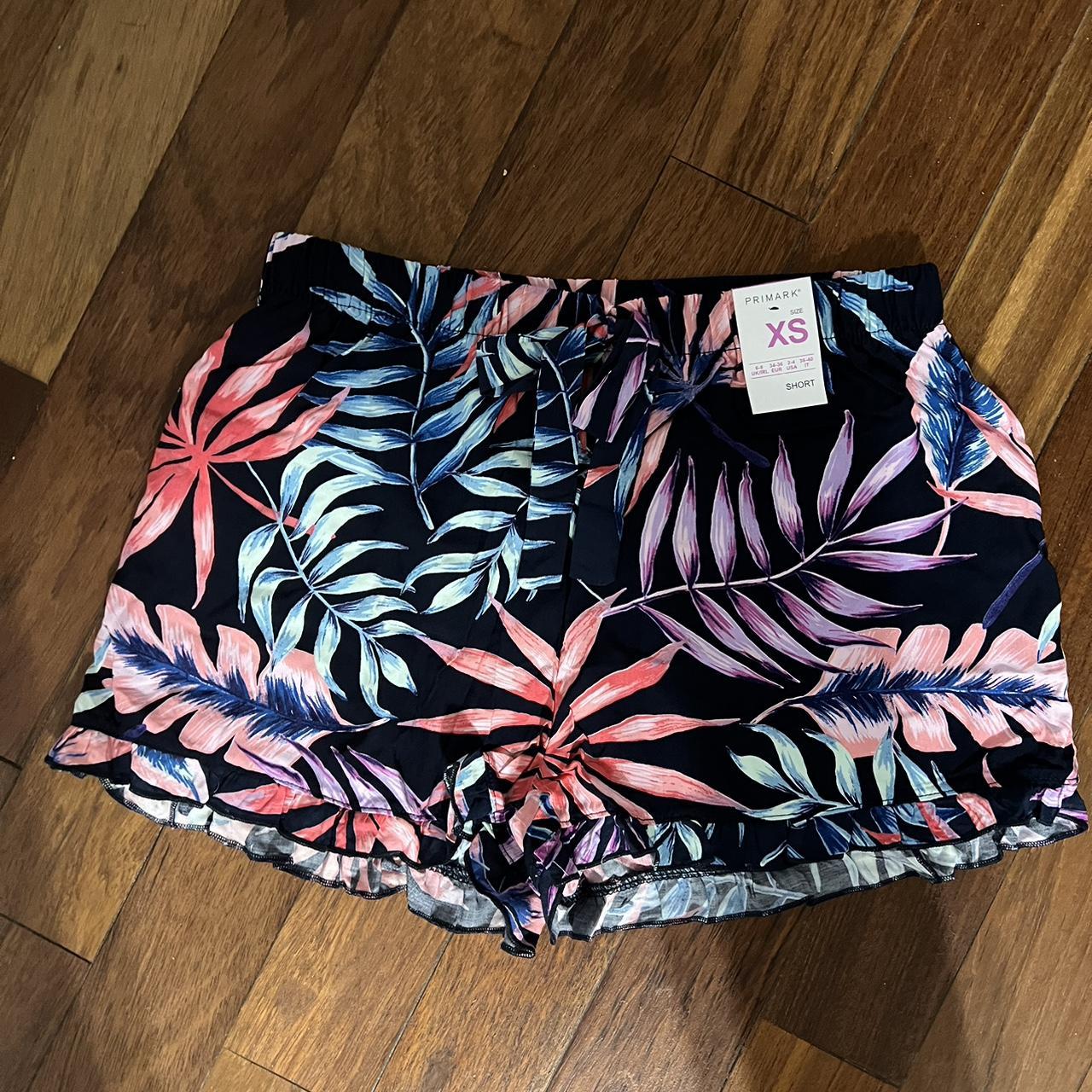 Primark shorts - Depop