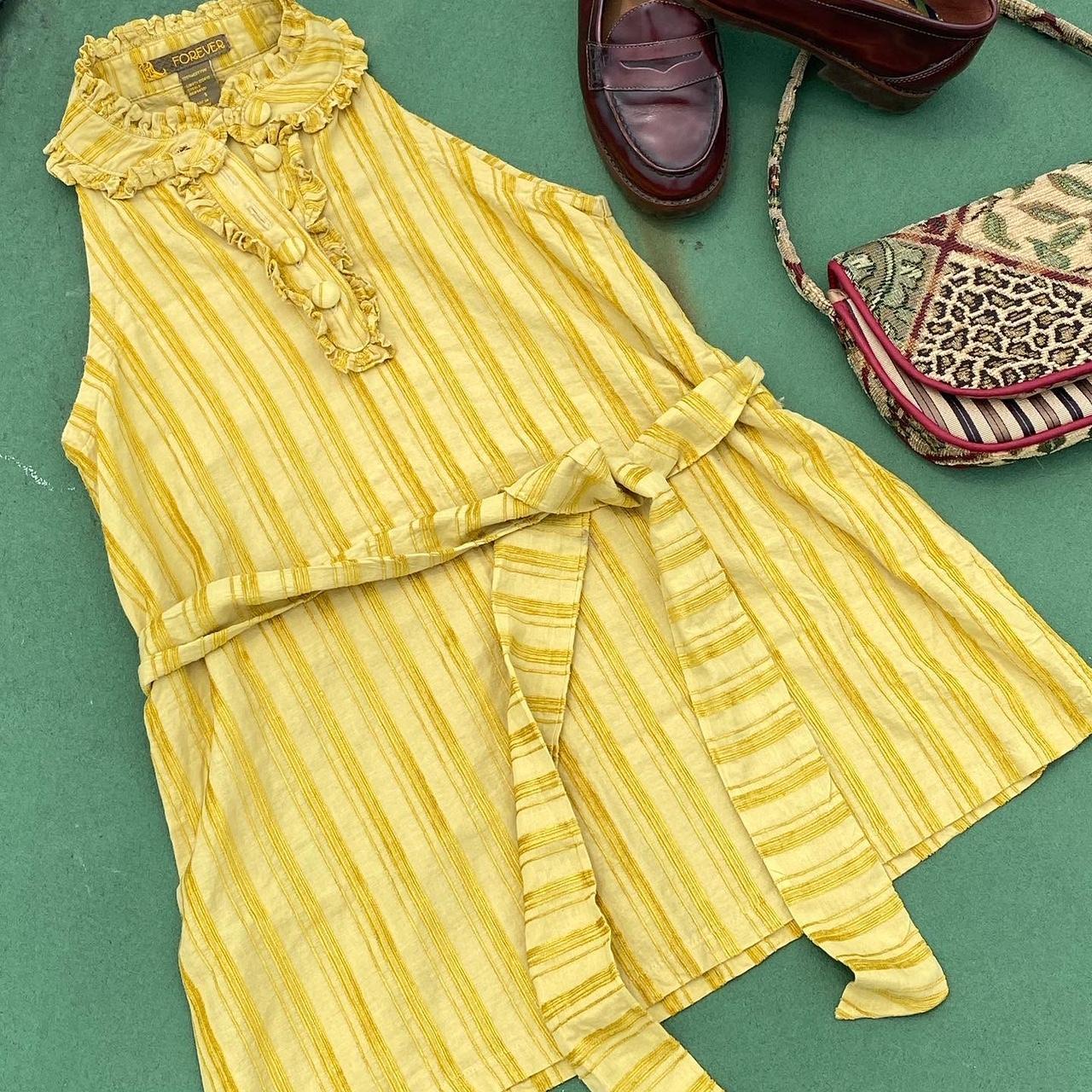 Twee style/era XXI top Love the rich color and... - Depop