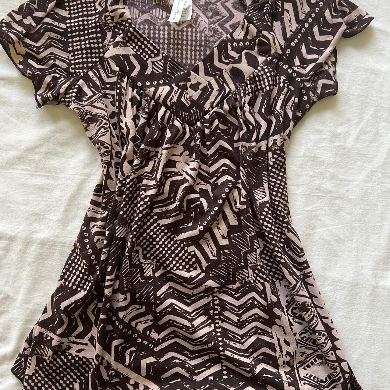 Black and white print top. Gives off early 2000s.... - Depop