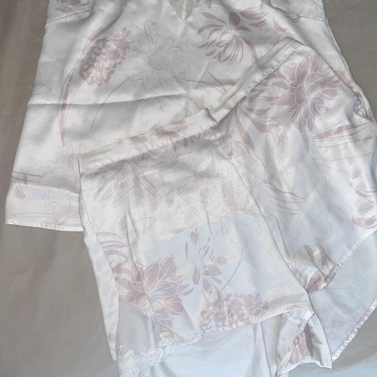 Primark satin lounge set in white and pink Worn... - Depop