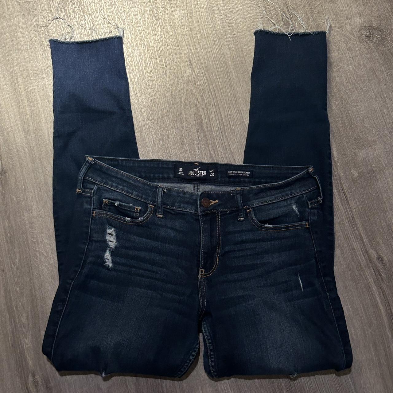 HOLLISTER JEANS •9R #hollister #jeans #distressed... - Depop