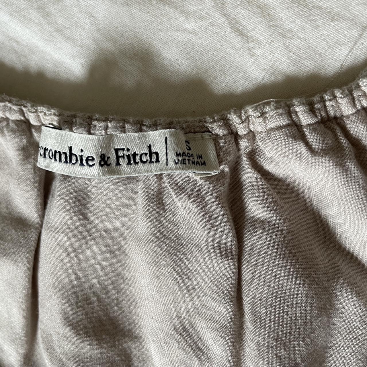 Abercrombie and fitch puff sleeve crop top with tie... - Depop