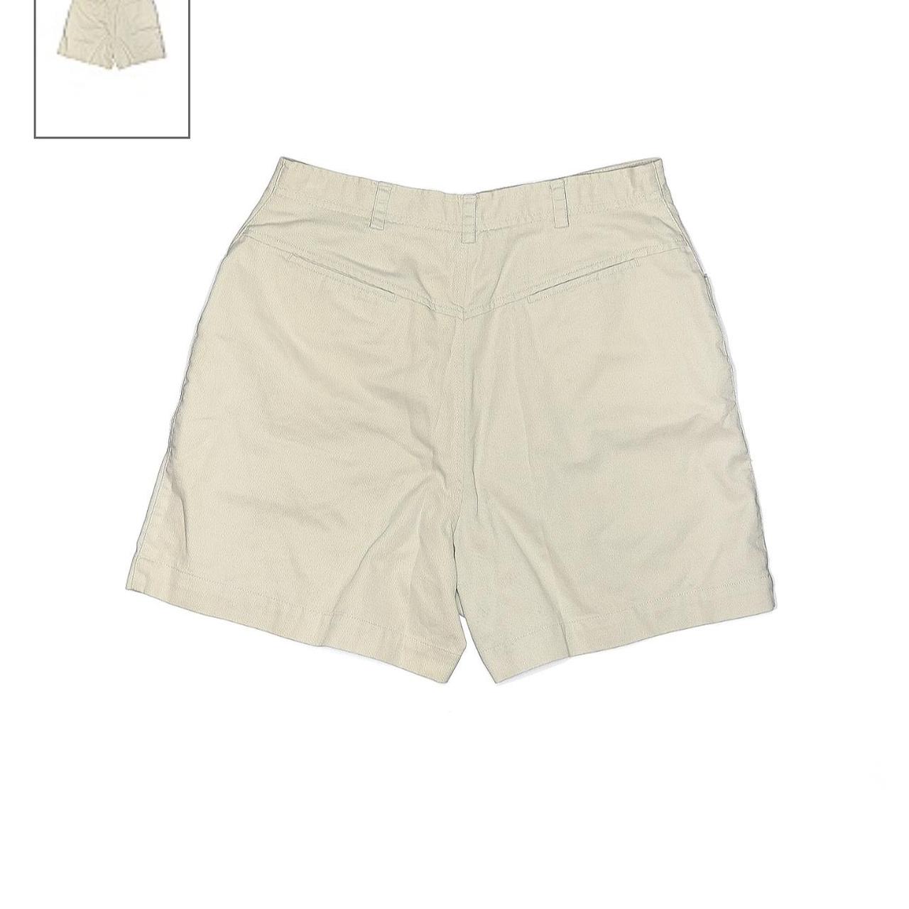Women's Cream Shorts | Depop