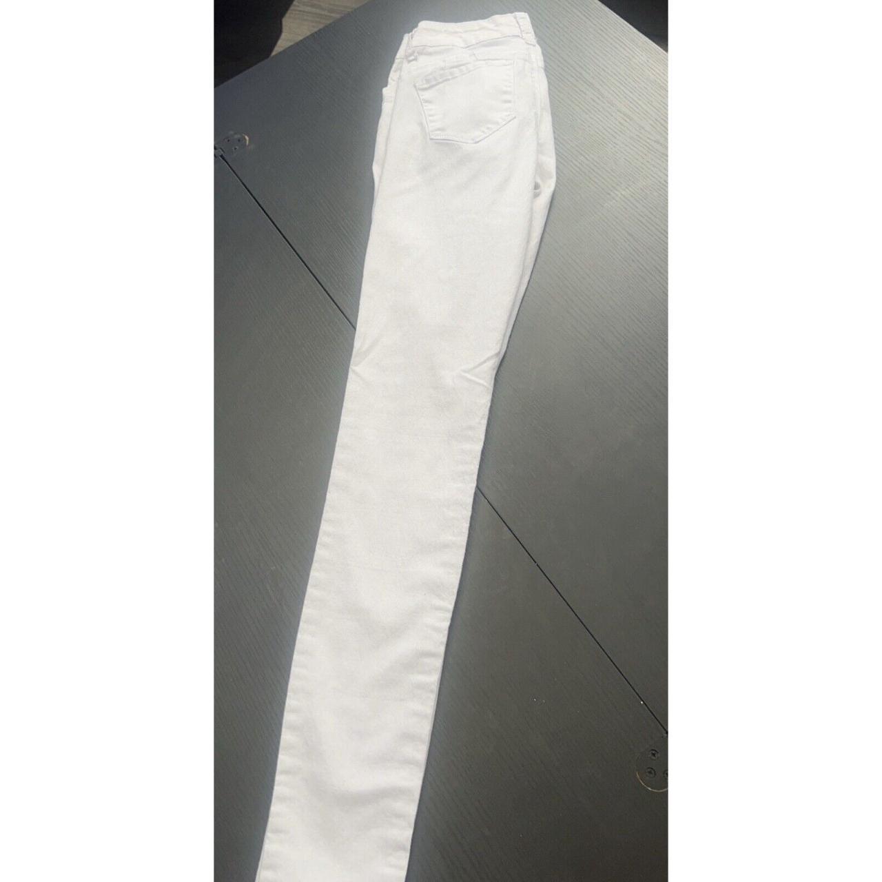 Women's VIP White Skinny Jeans Size 3/4 Gently... - Depop