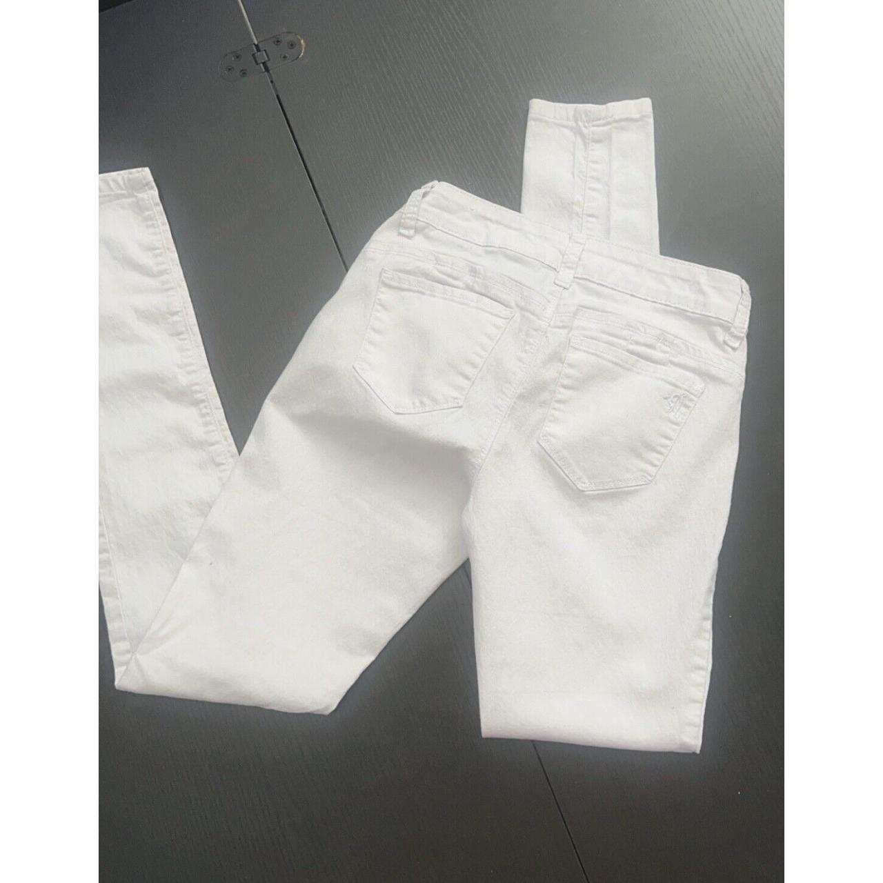 Women's VIP White Skinny Jeans Size 3/4 Gently... - Depop