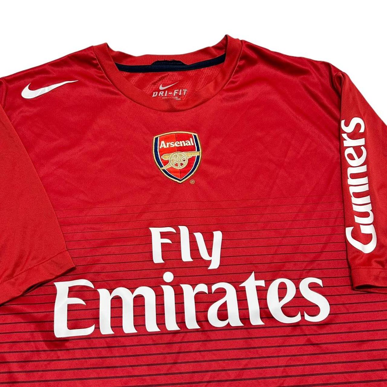 NIKE Arsenal Football Shirt / Soccer Jersey in a... - Depop