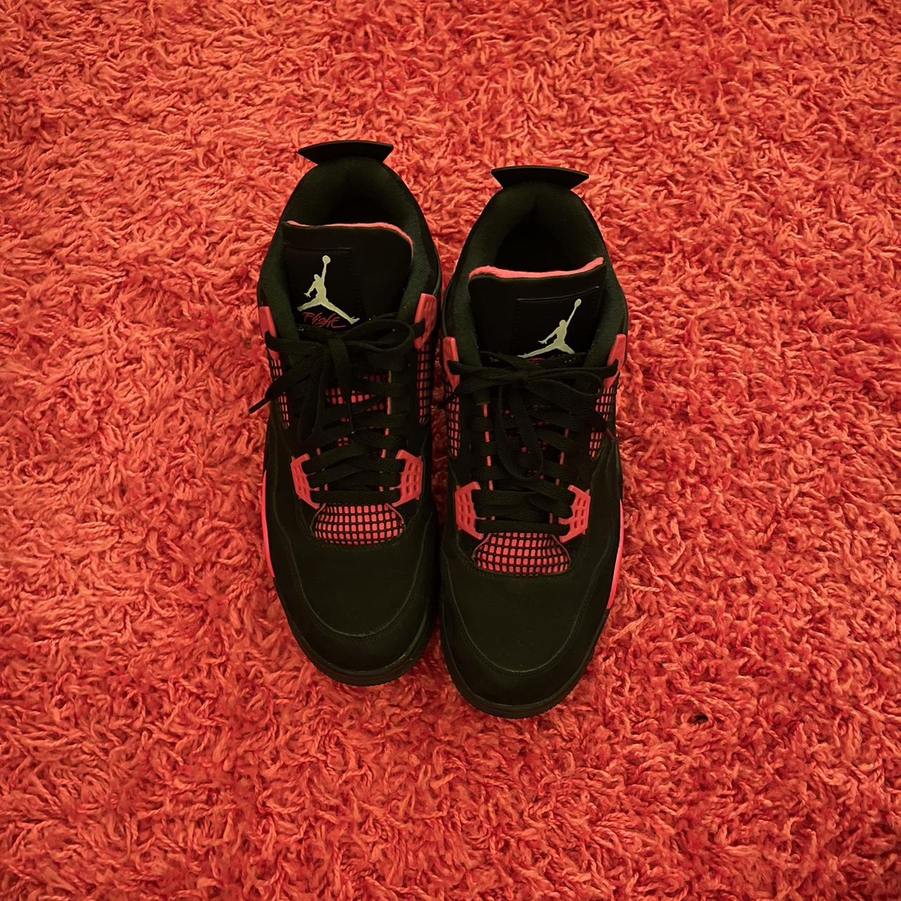 Jordan Retro 4 Red Thunder Size 13 9/10... - Depop