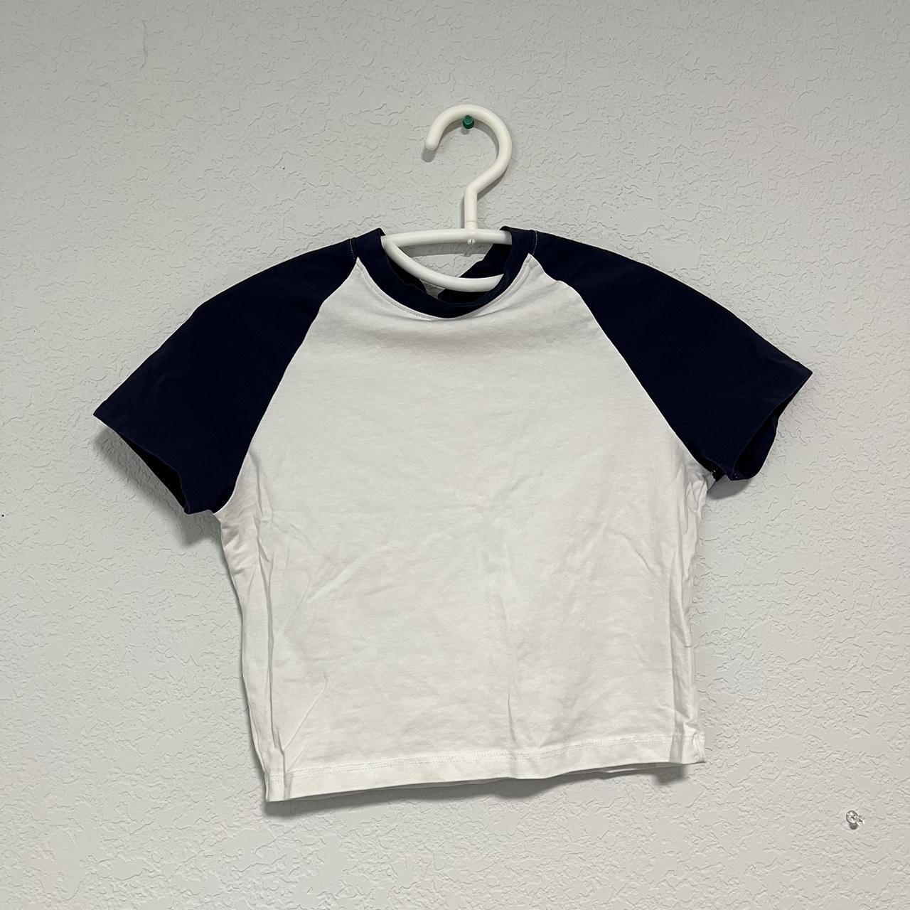 H&M cropped baseball tee Worn a few times ! No... - Depop