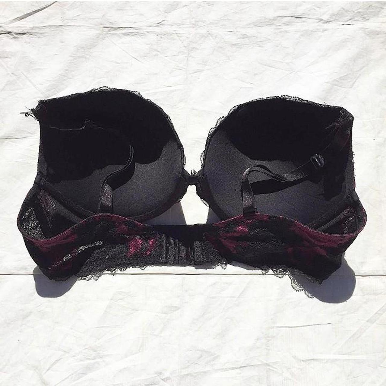 Torrid Maroon/Burgundy Floral Lace Bra. Has a edgy... - Depop