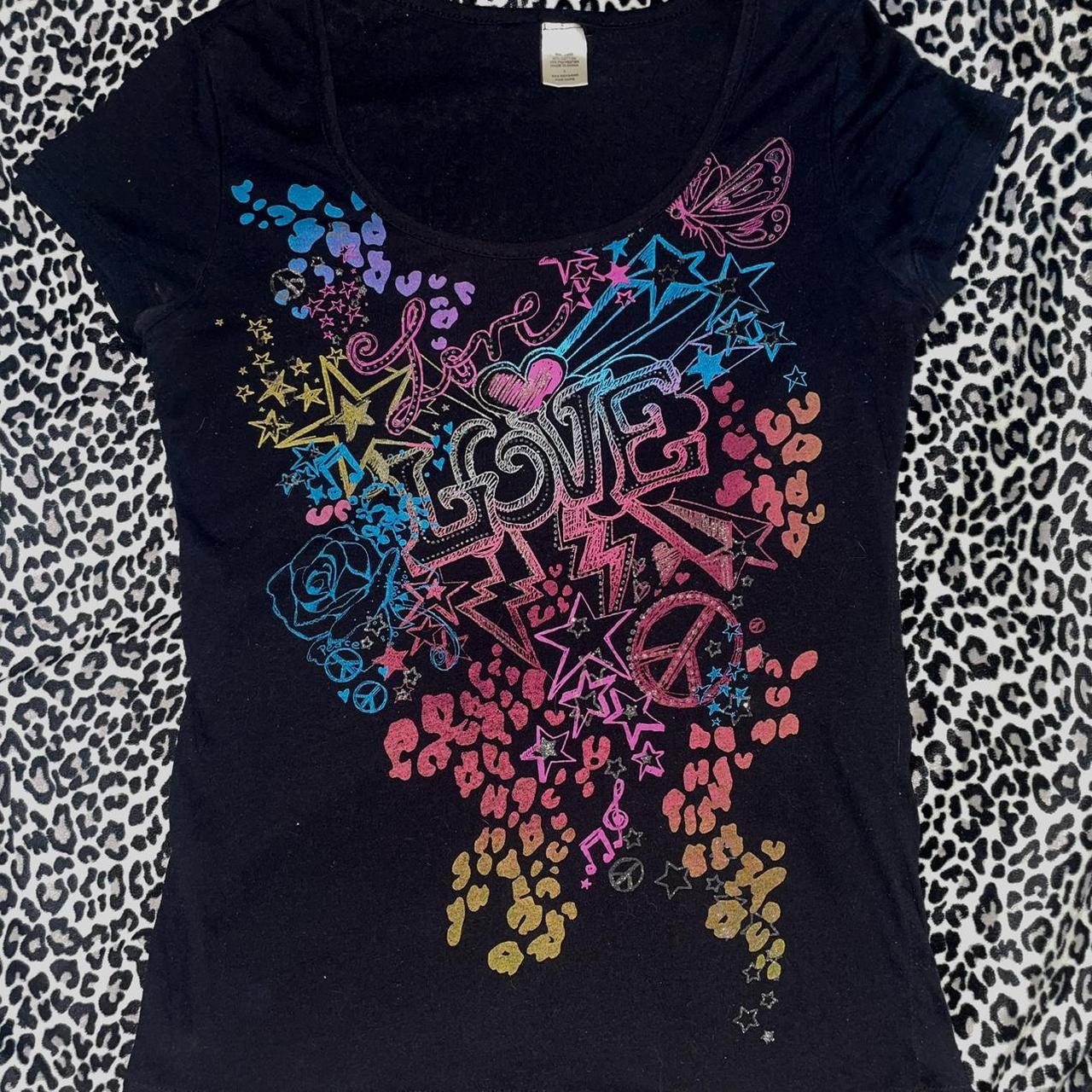 💖scene, children’s large, “love” tshirt 🌐top hem... - Depop