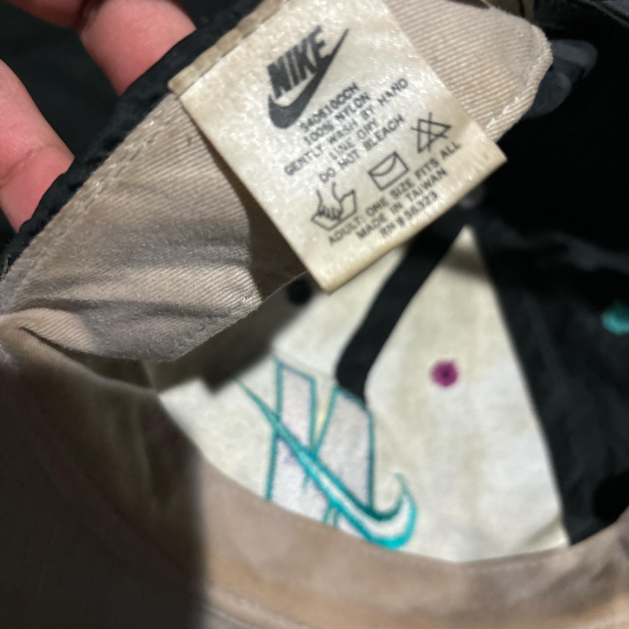 Vintage Nike SnapBack. Nylon material. - Depop