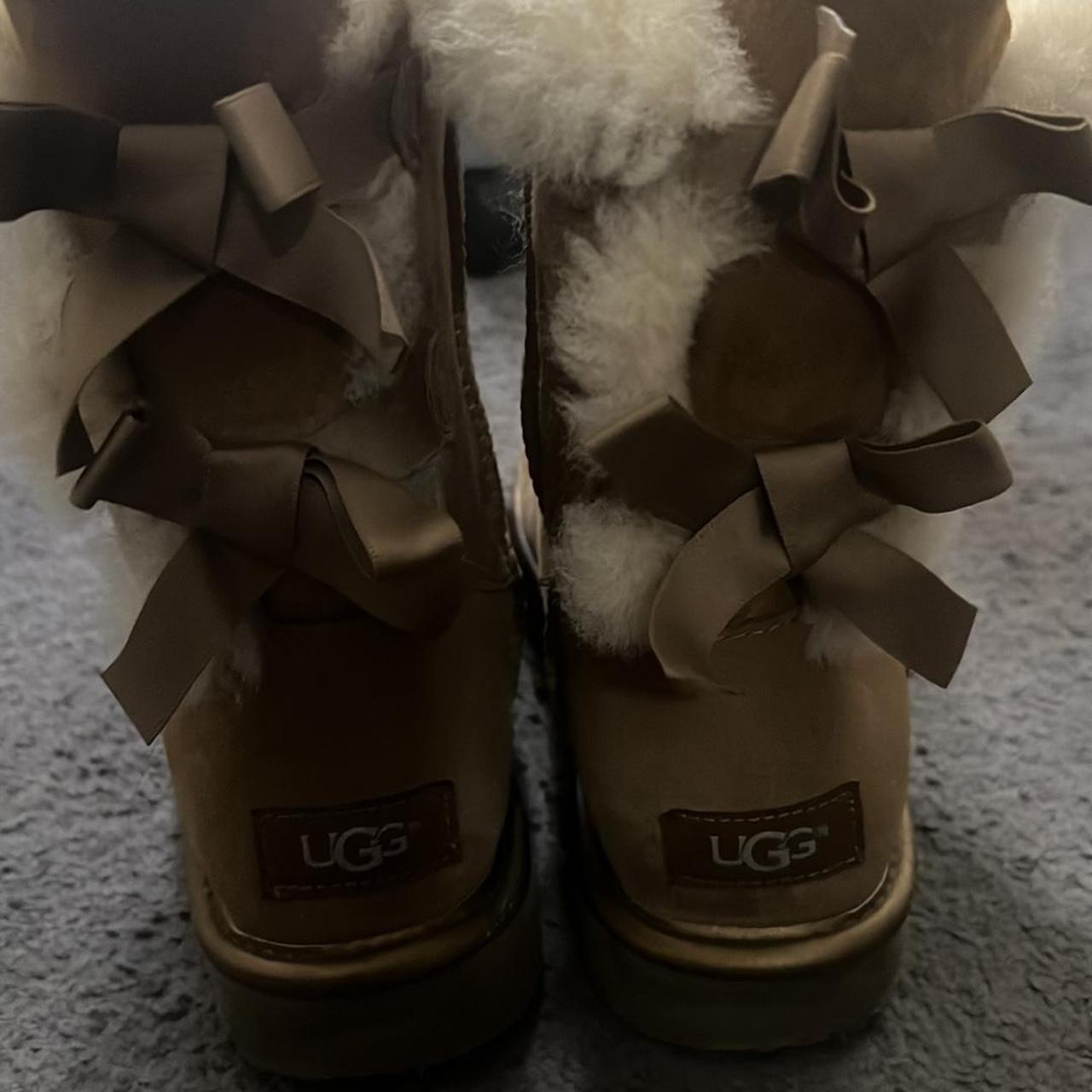 Chestnut Bailey bow Ugg. Creased in the front but... - Depop