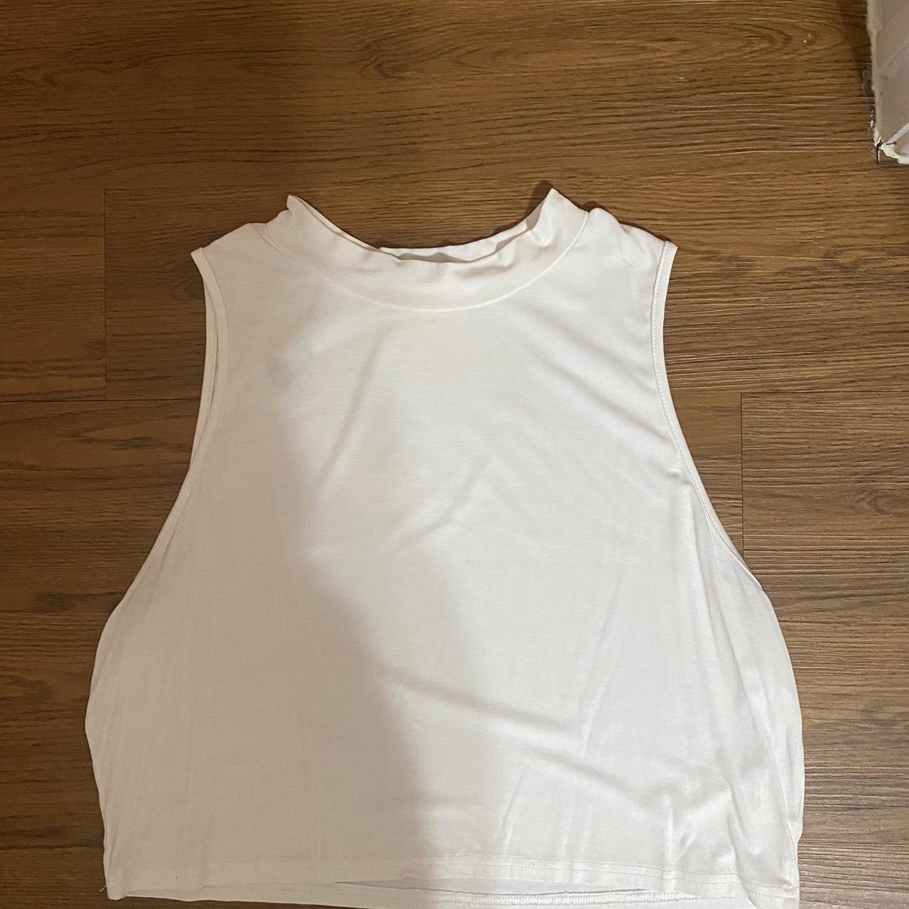 white tank shein 4xl súper comfy - Depop