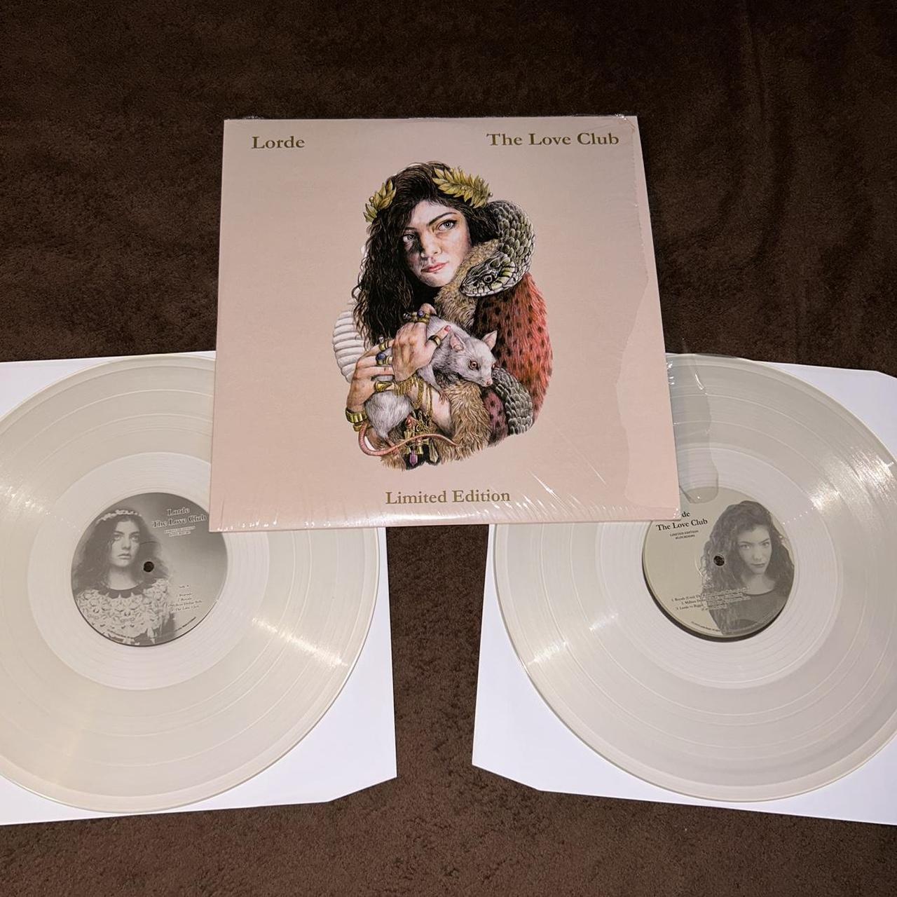 Cds-and-vinyl | Depop