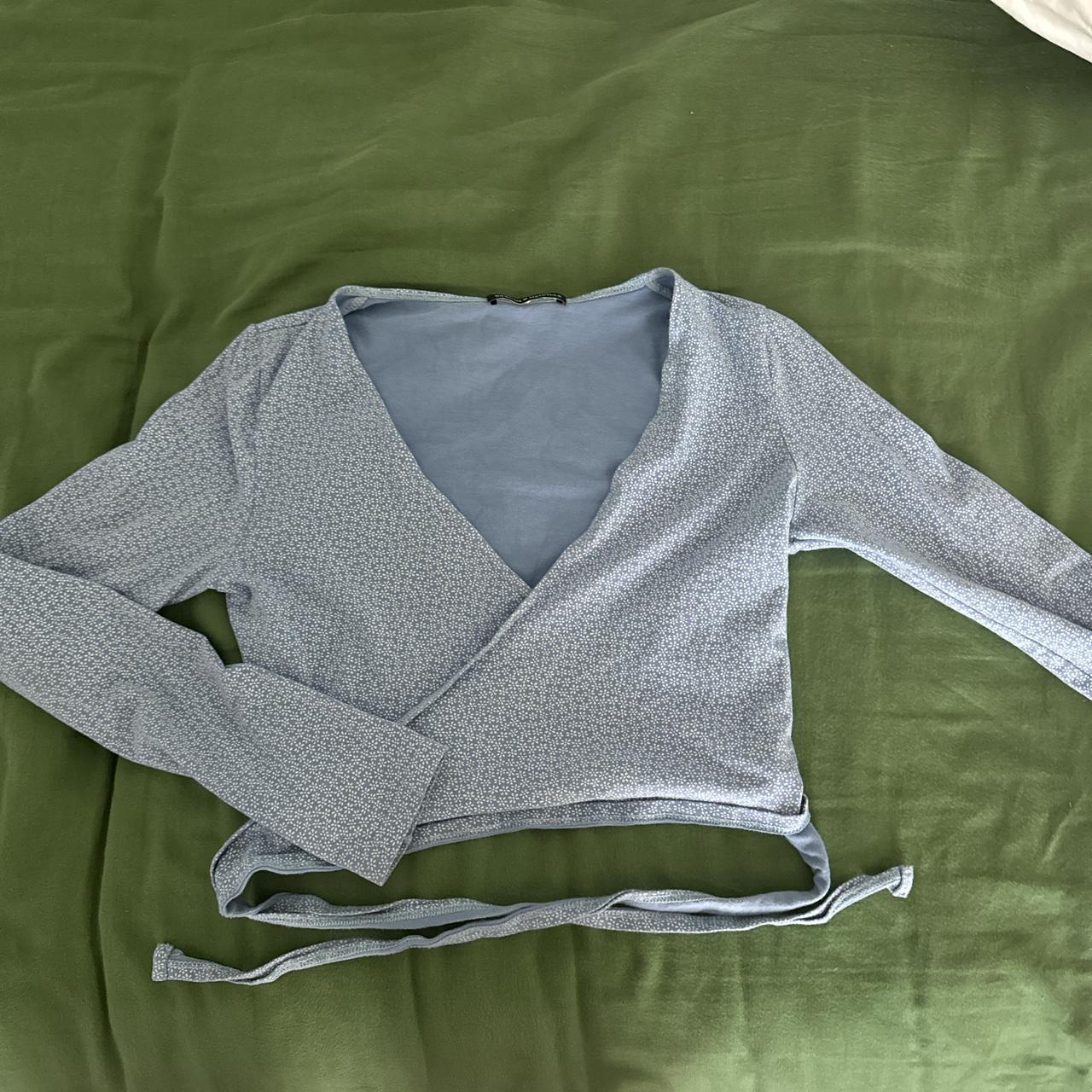 Super cute brandy cross over top \\ great condition... - Depop