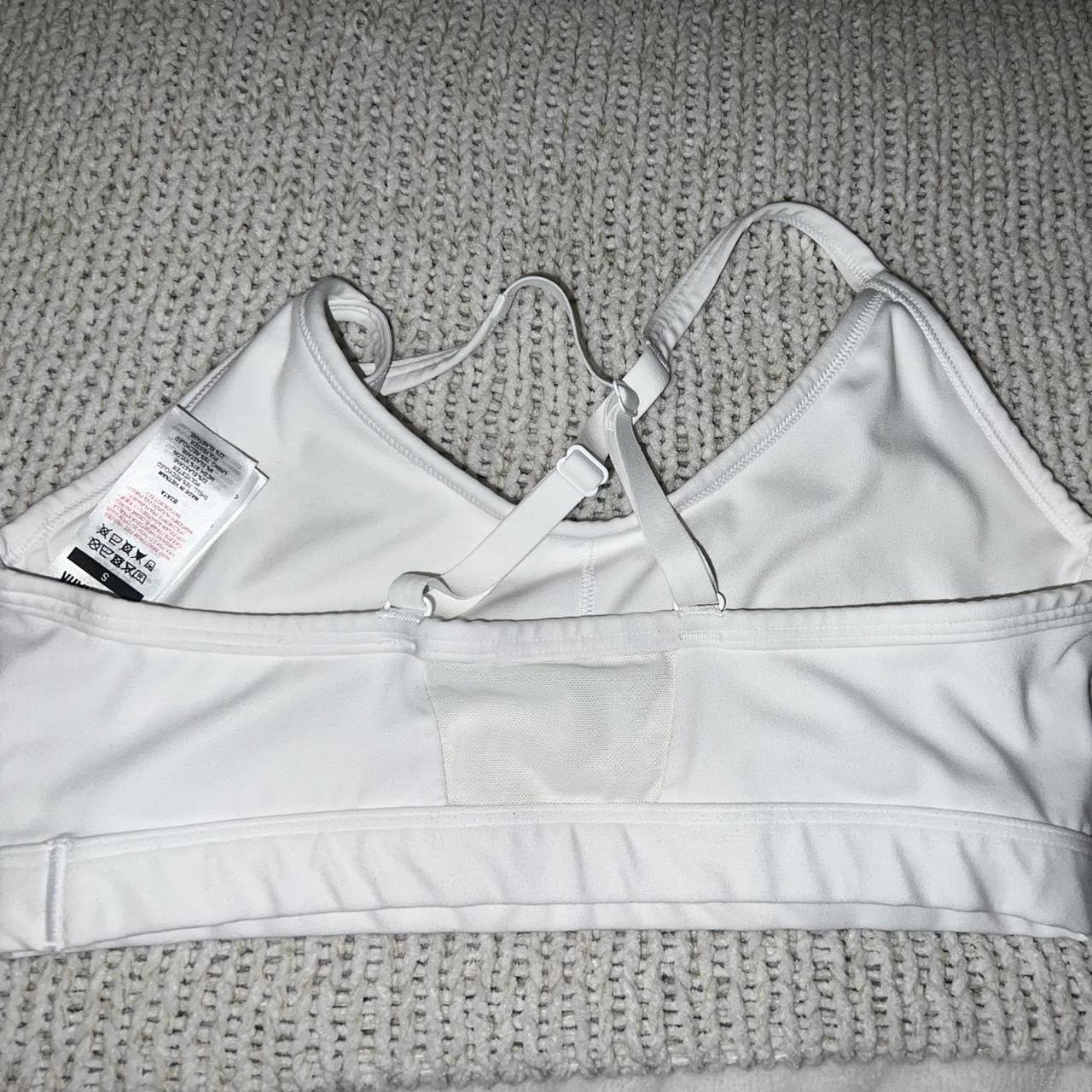 Gymshark sports bra White Size small No padding - Depop