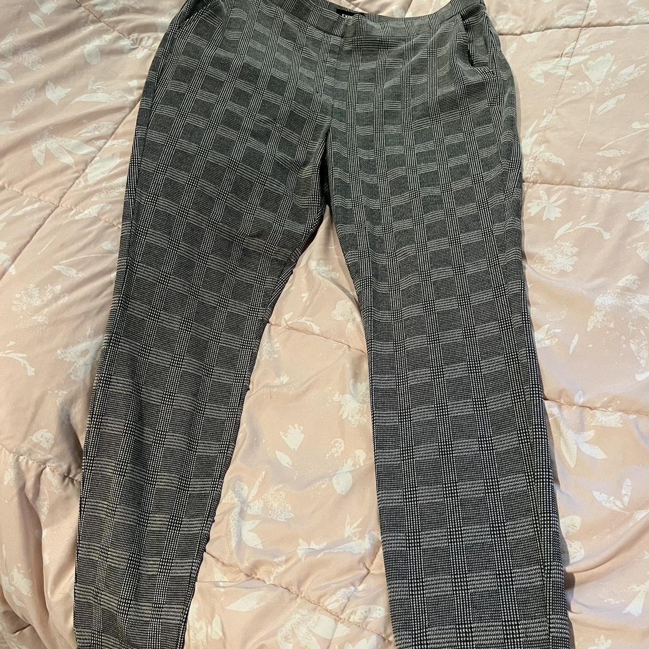 Express grey plaid skinny dress pants with pockets... - Depop