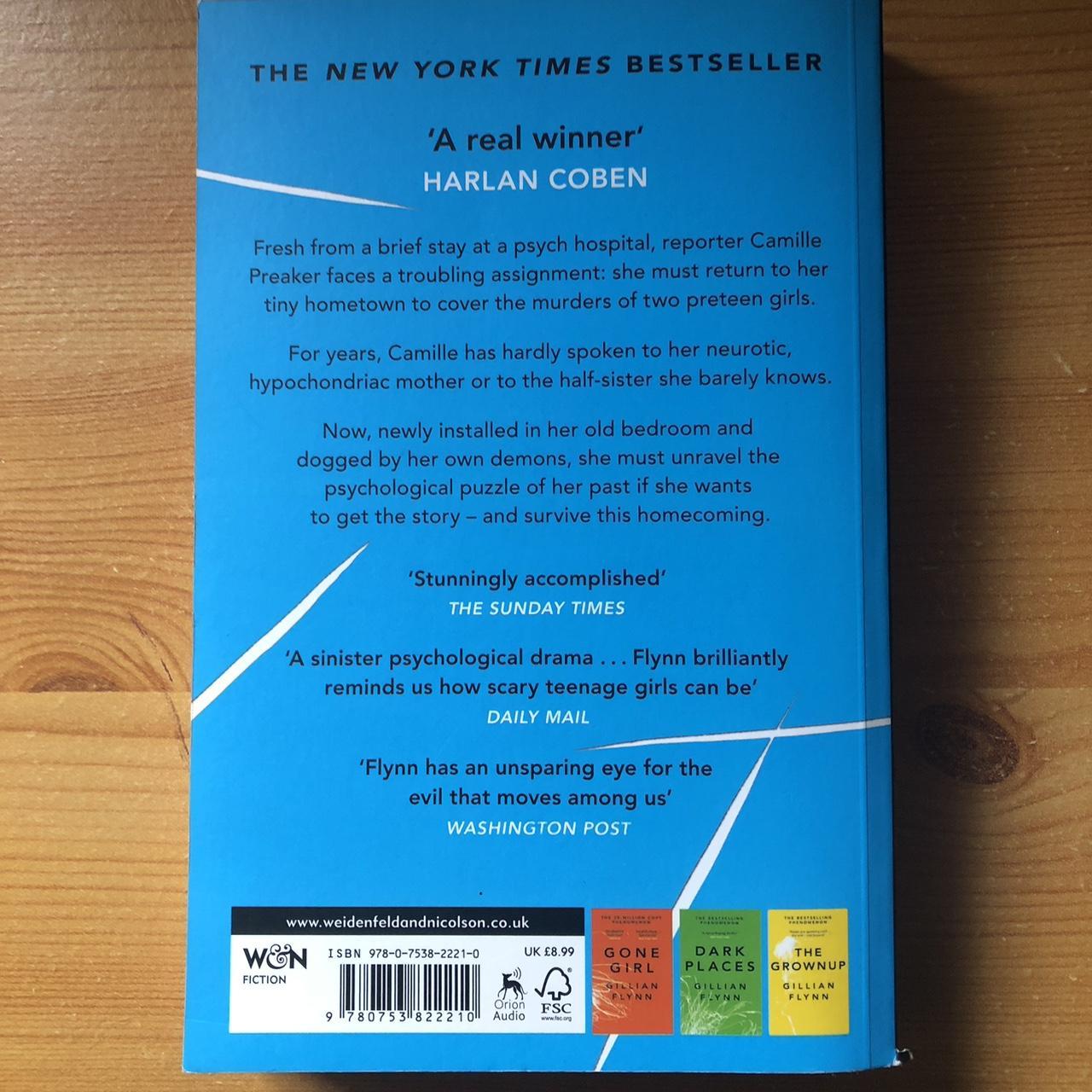 Sharp objects by Gillian Flynn paperback book Used... - Depop