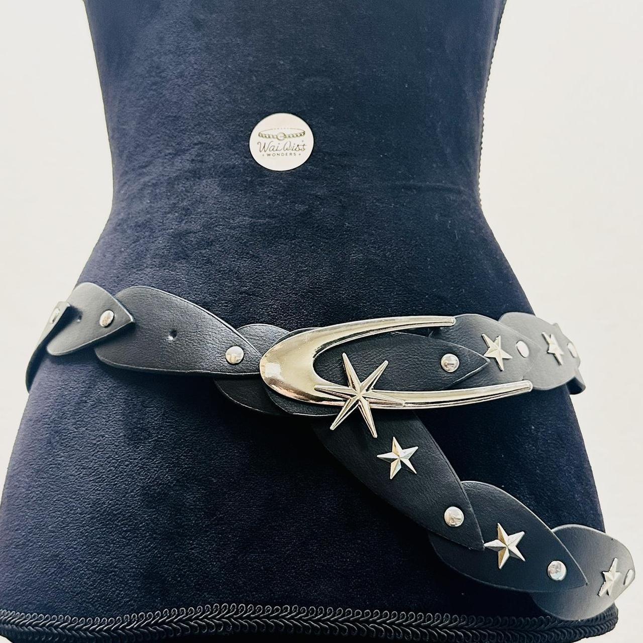 ️Free Shipping on Bundle ️Unconventional Design... | Depop