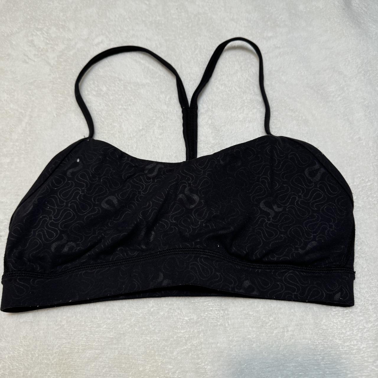 Lulu Flow-Y sports bra Size 4 Kind of stretched... - Depop