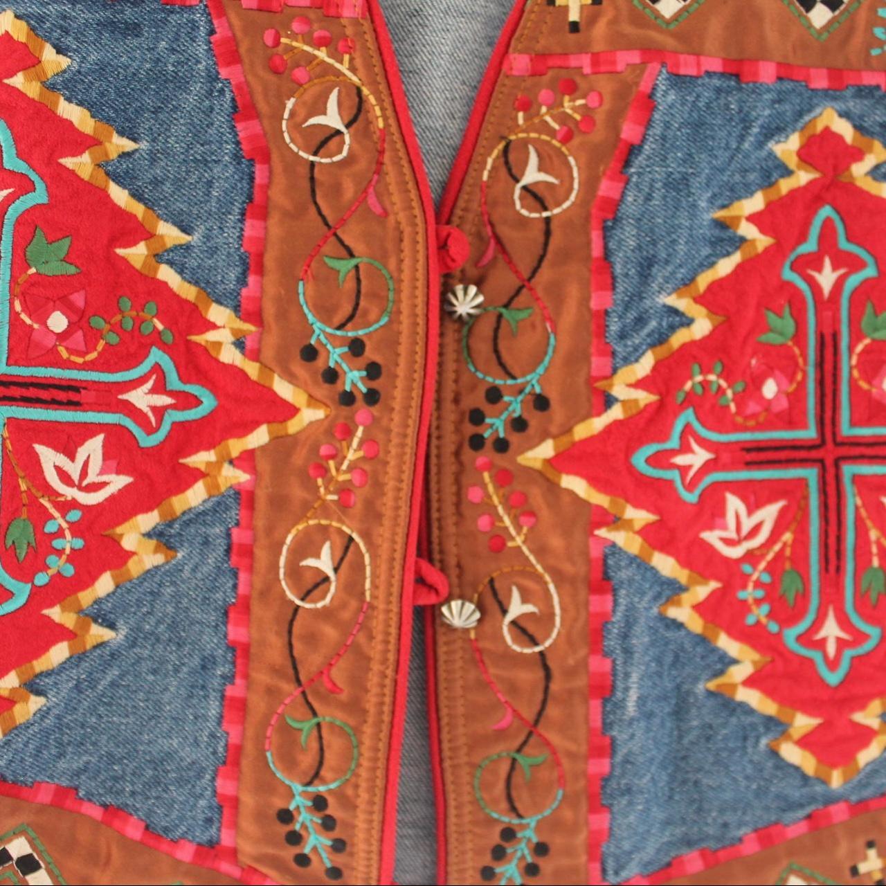 Vintage Hairston Roberson Ropa denim vest!! Stunning... - Depop