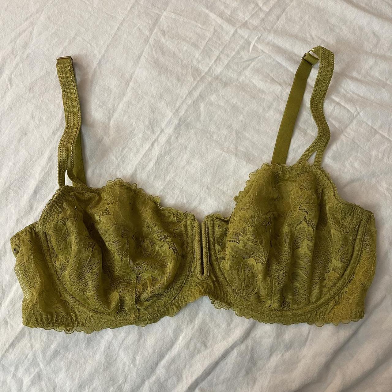 Unlined balconette coverage underwire bra Green... - Depop