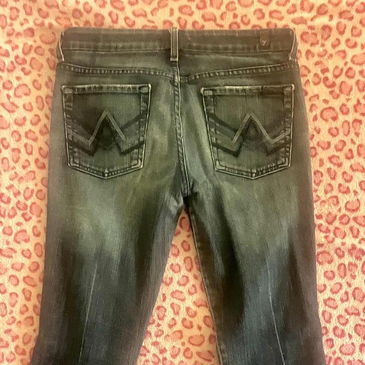 these low rise 2000s flare jeans fit AMAZINGLY. they... - Depop