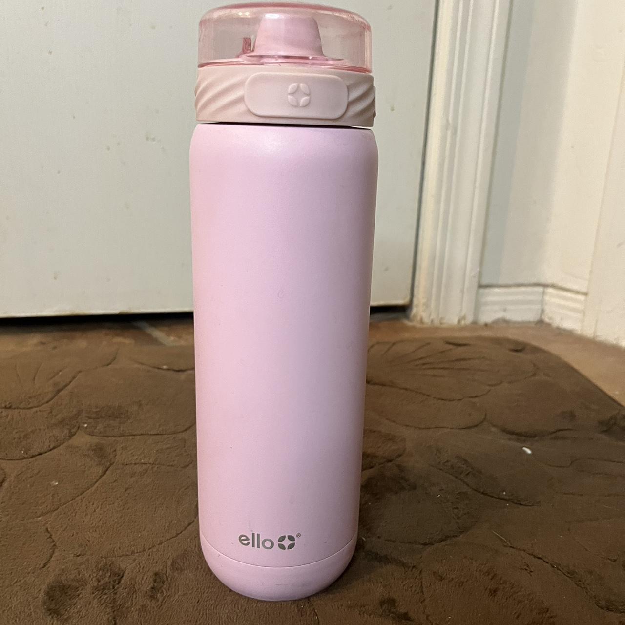 Pink ello water bottle 💗 - Depop