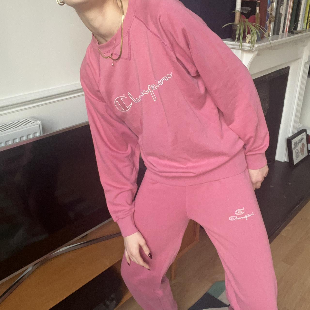 Champion Men's Pink Sweatshirt | Depop