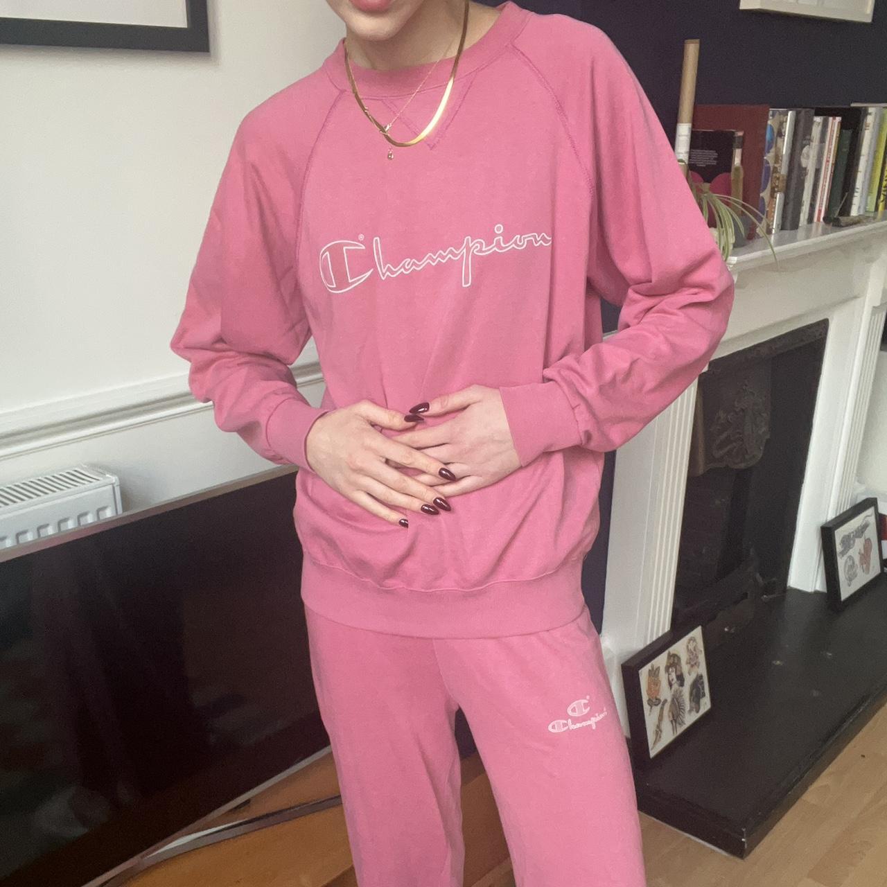 Champion Men's Pink Sweatshirt | Depop