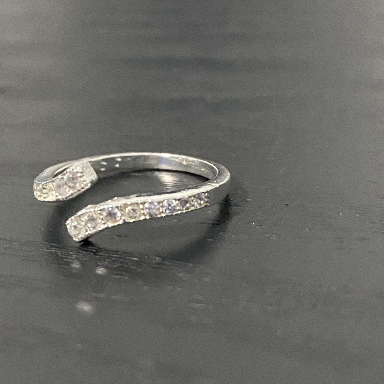 Sterling Silver CZ Bypass Toe Ring Stamped 925.... - Depop
