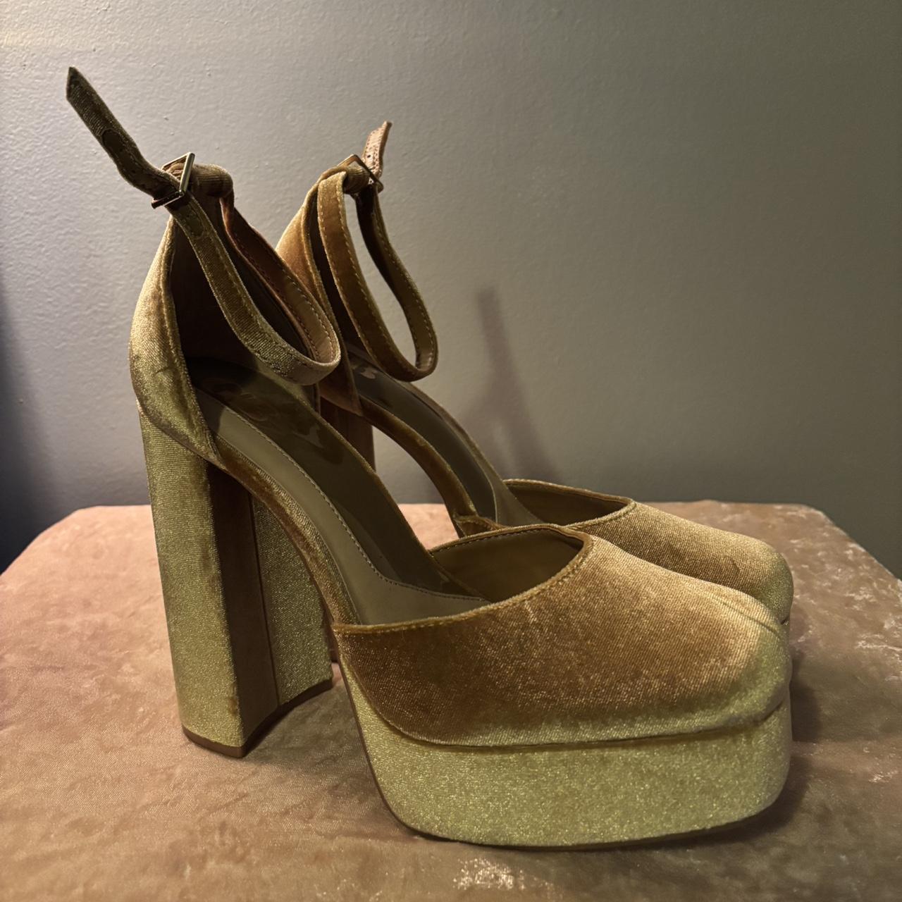 Gianni Bini yellow velvet heels, never worn | Depop