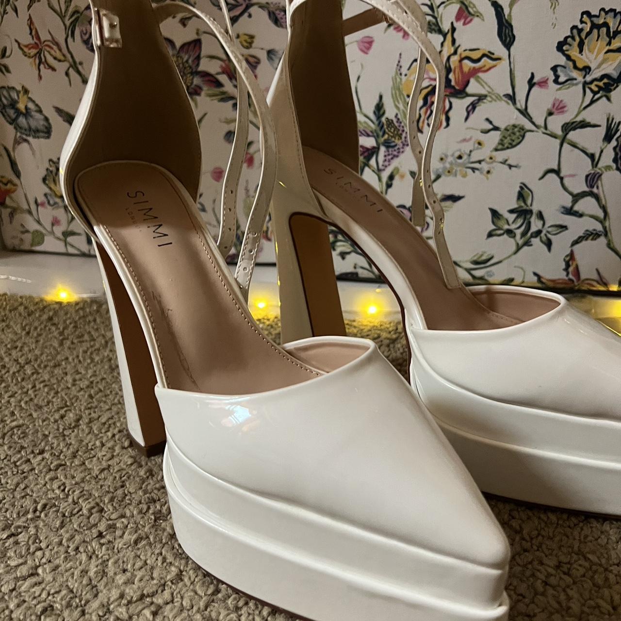 Simmi Women's White Courts | Depop