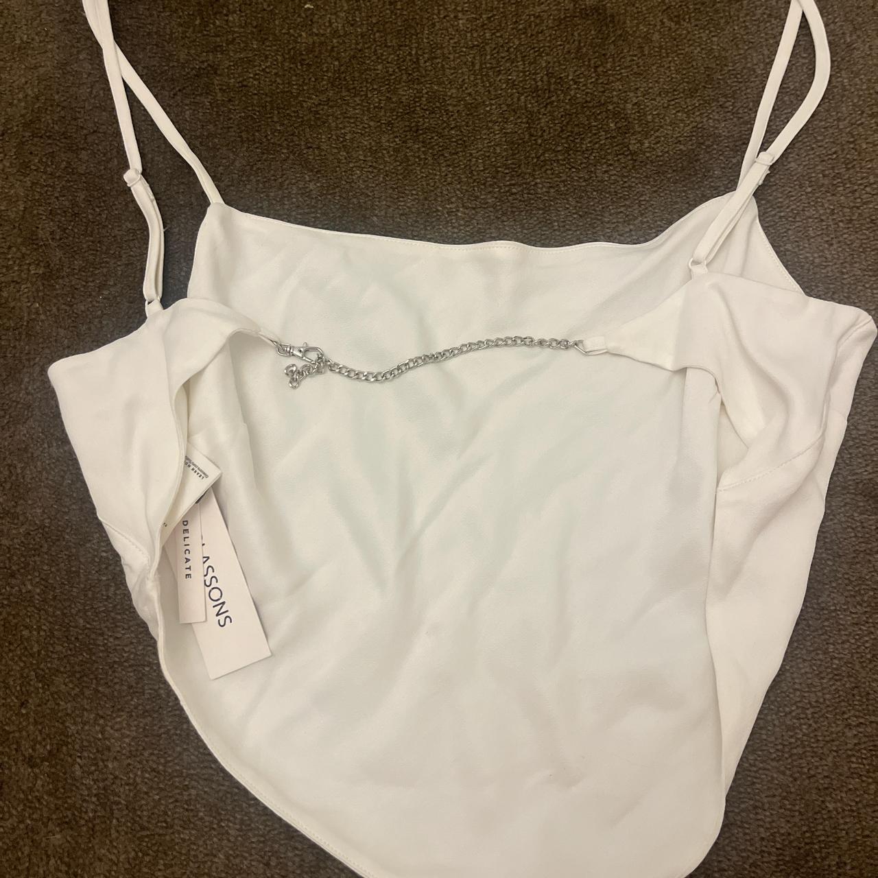 Glassons white backless crop top never worn - Depop