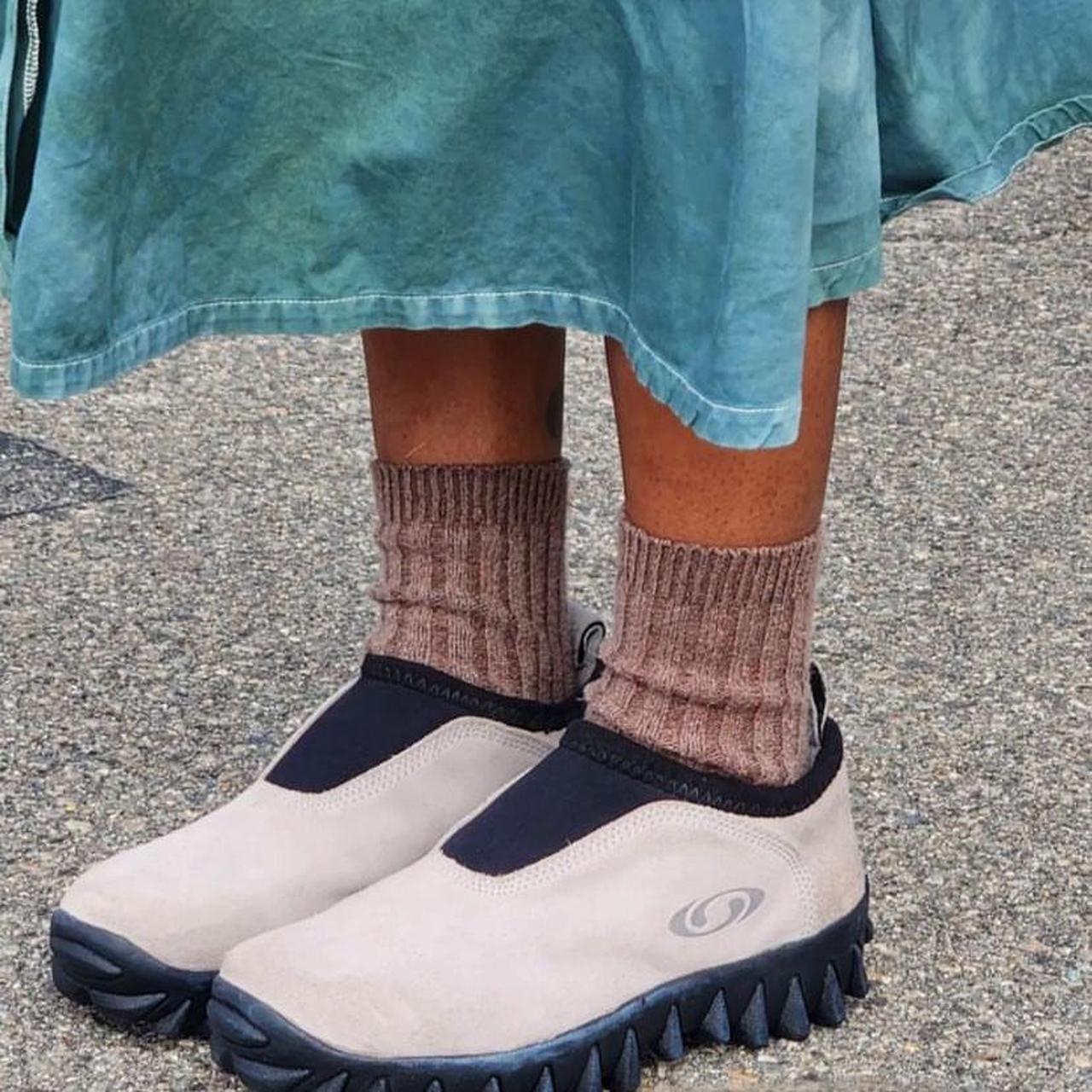 2004 Salomon snow clog :) So cute and fun!! ~MENS... - Depop