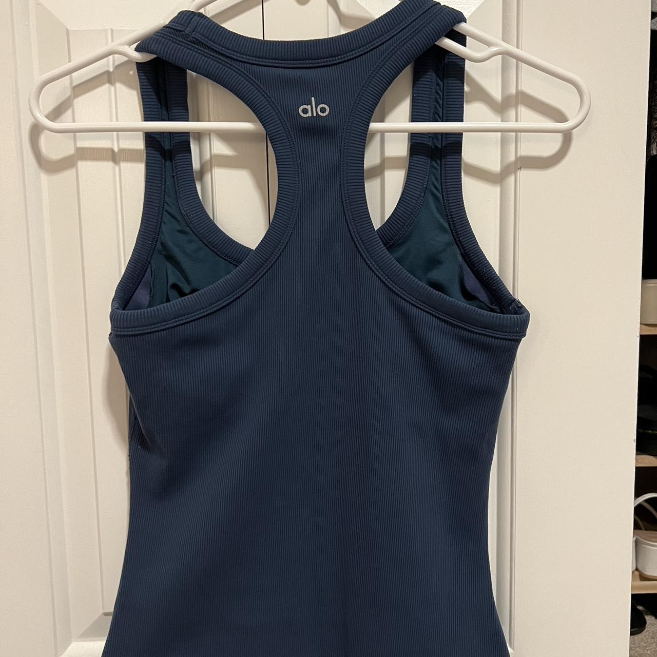 Alo yoga tank top No tag but size small No... - Depop
