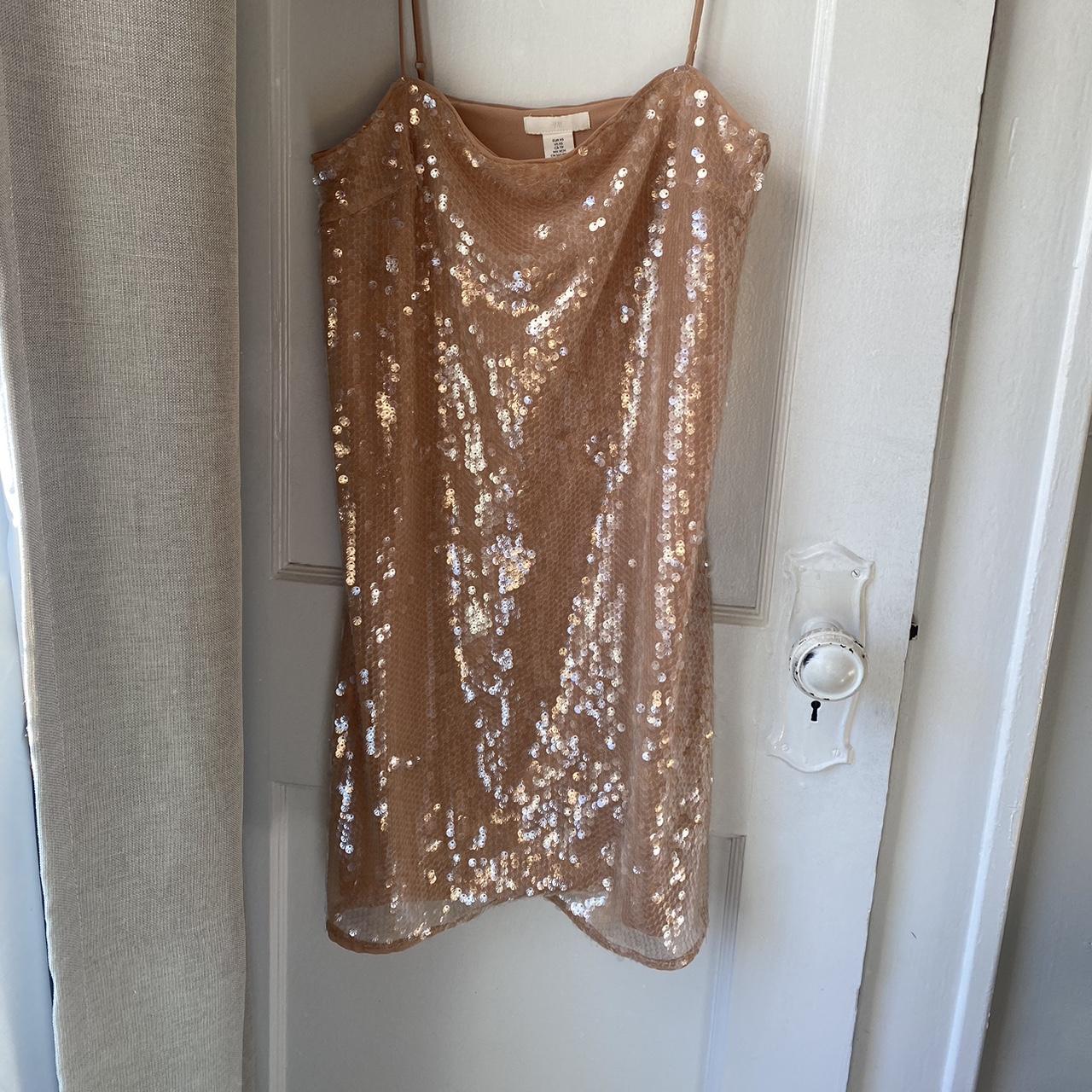 H&M Tan Holiday Mini Dress - size xs - no stains or... - Depop