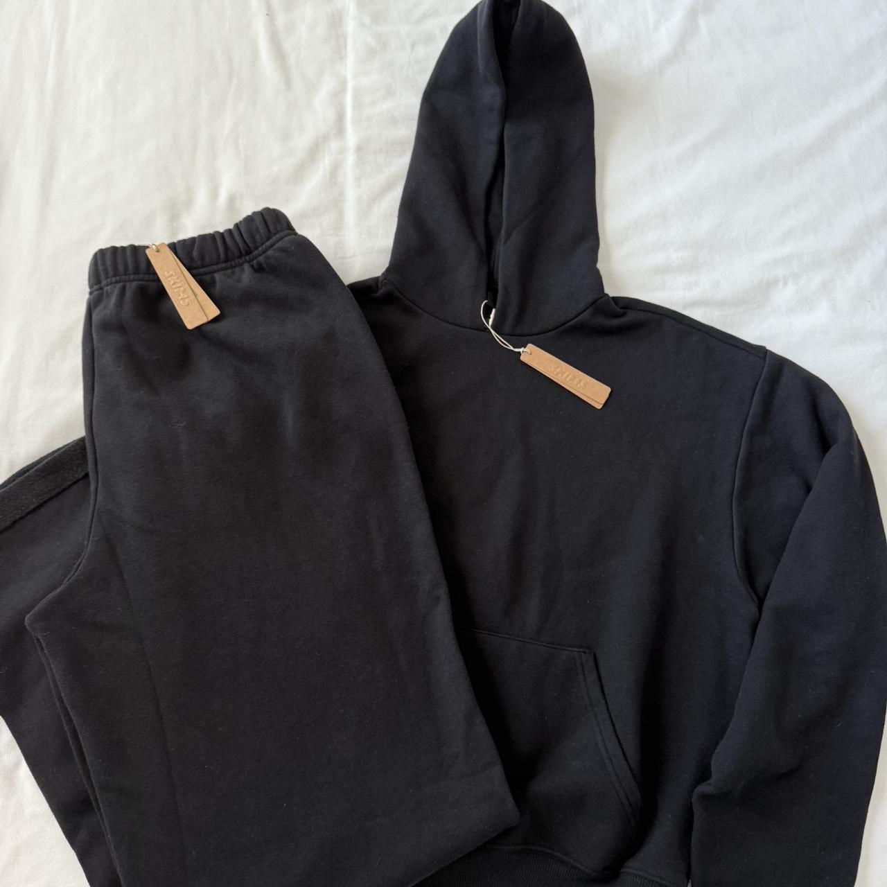 SKIMS LOUNGE SET BUNDLE | brand new (with tags) onyx... | Depop