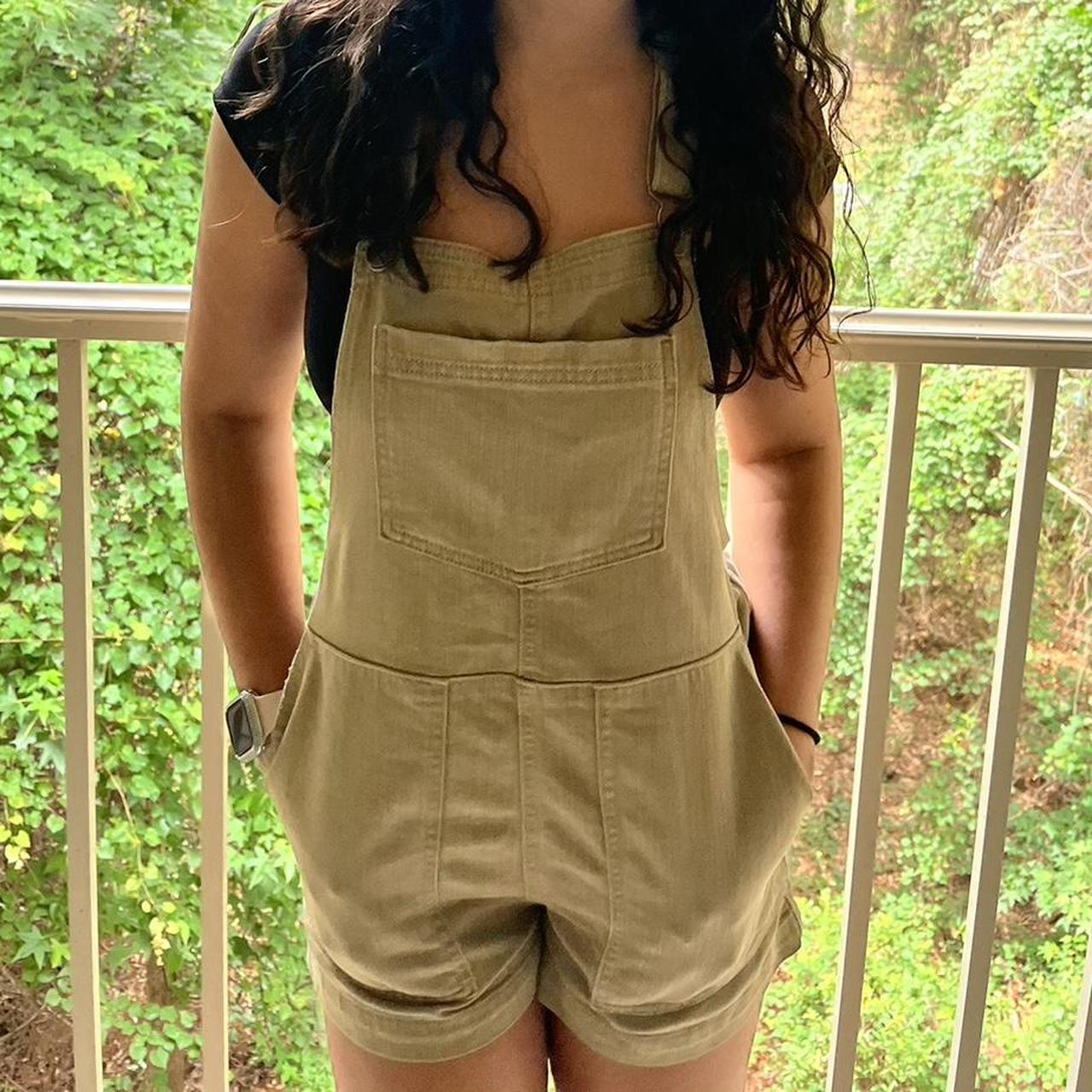 American eagle tan overalls fits as a small! - Depop